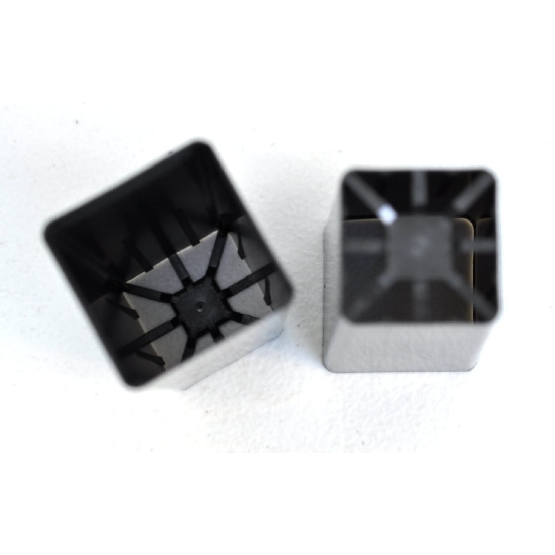 Forty 40 mm Square Propagation Tubes